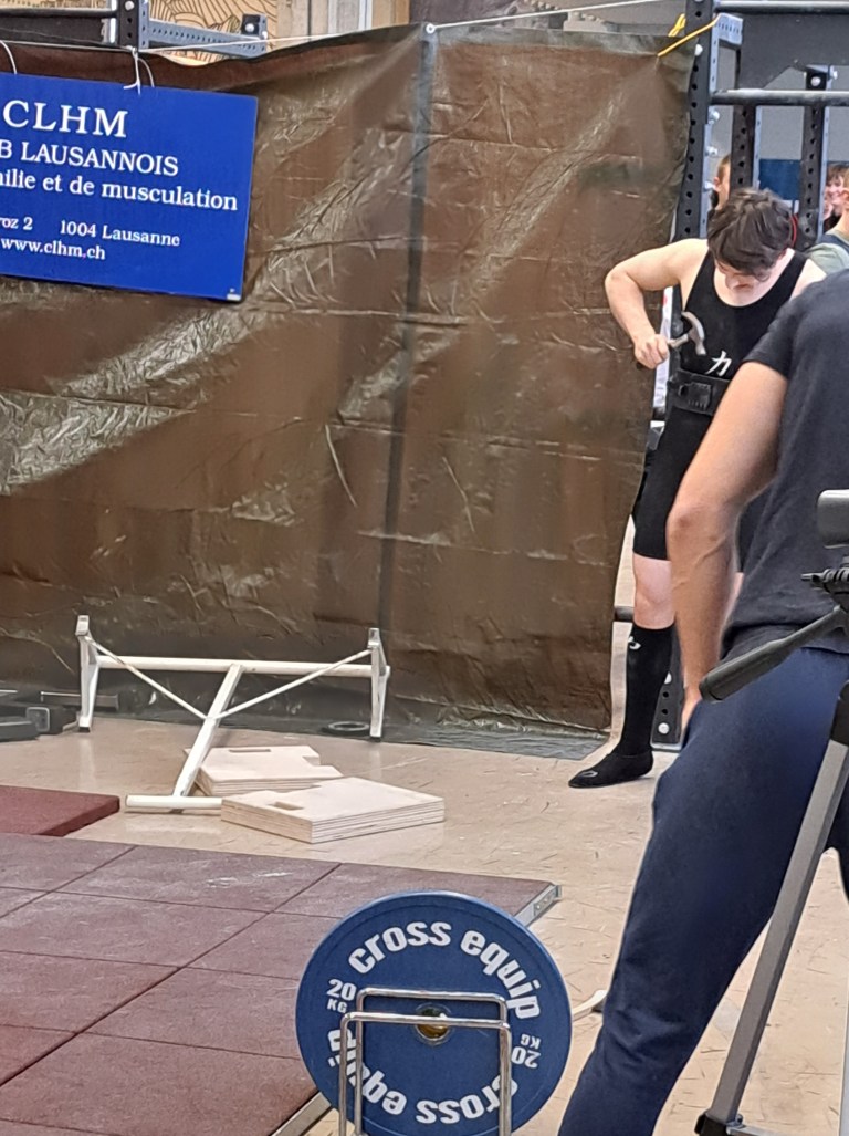 New World record set in Swiss Powerlifting Championship | Mountains and ...